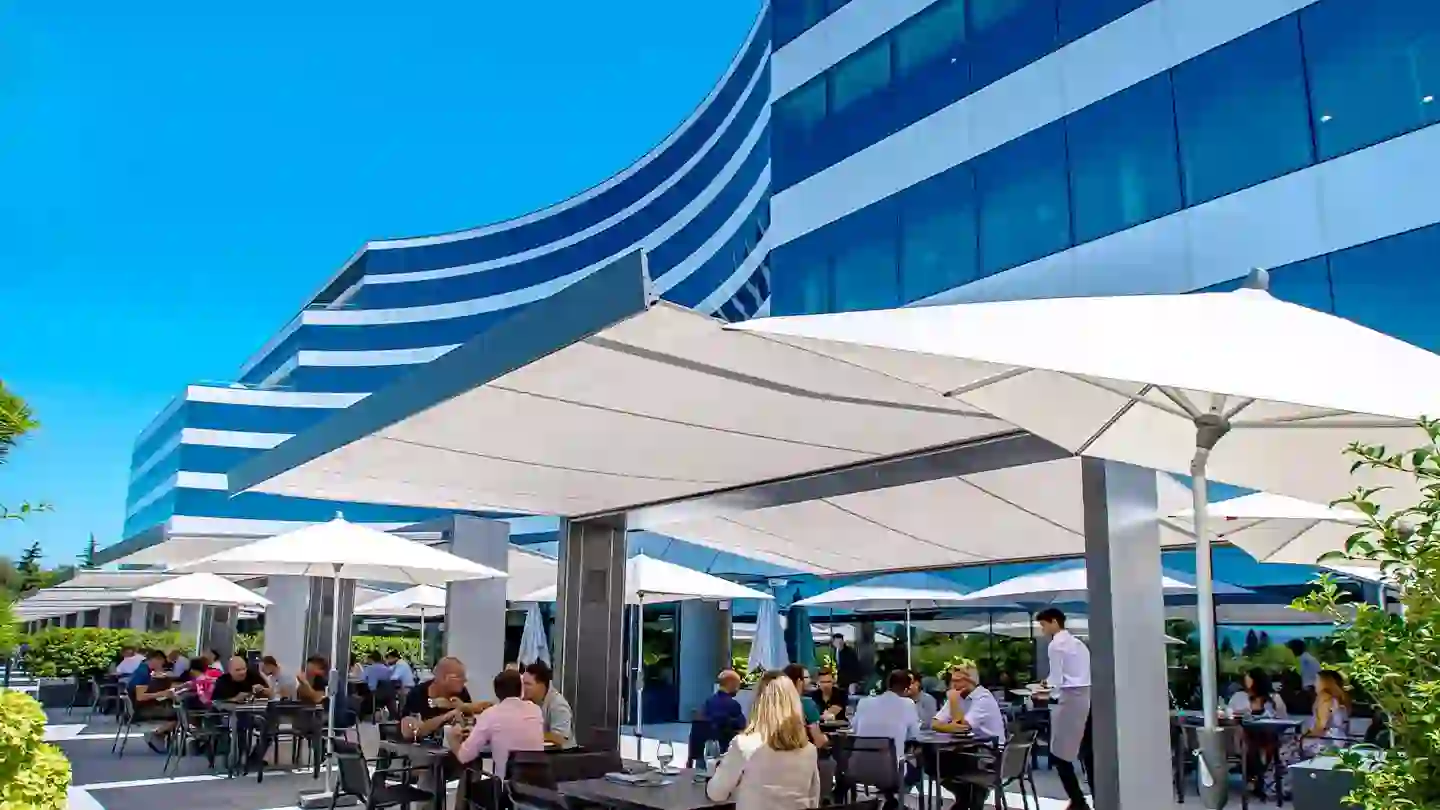 Millennium | Restaurants | La Brasserie