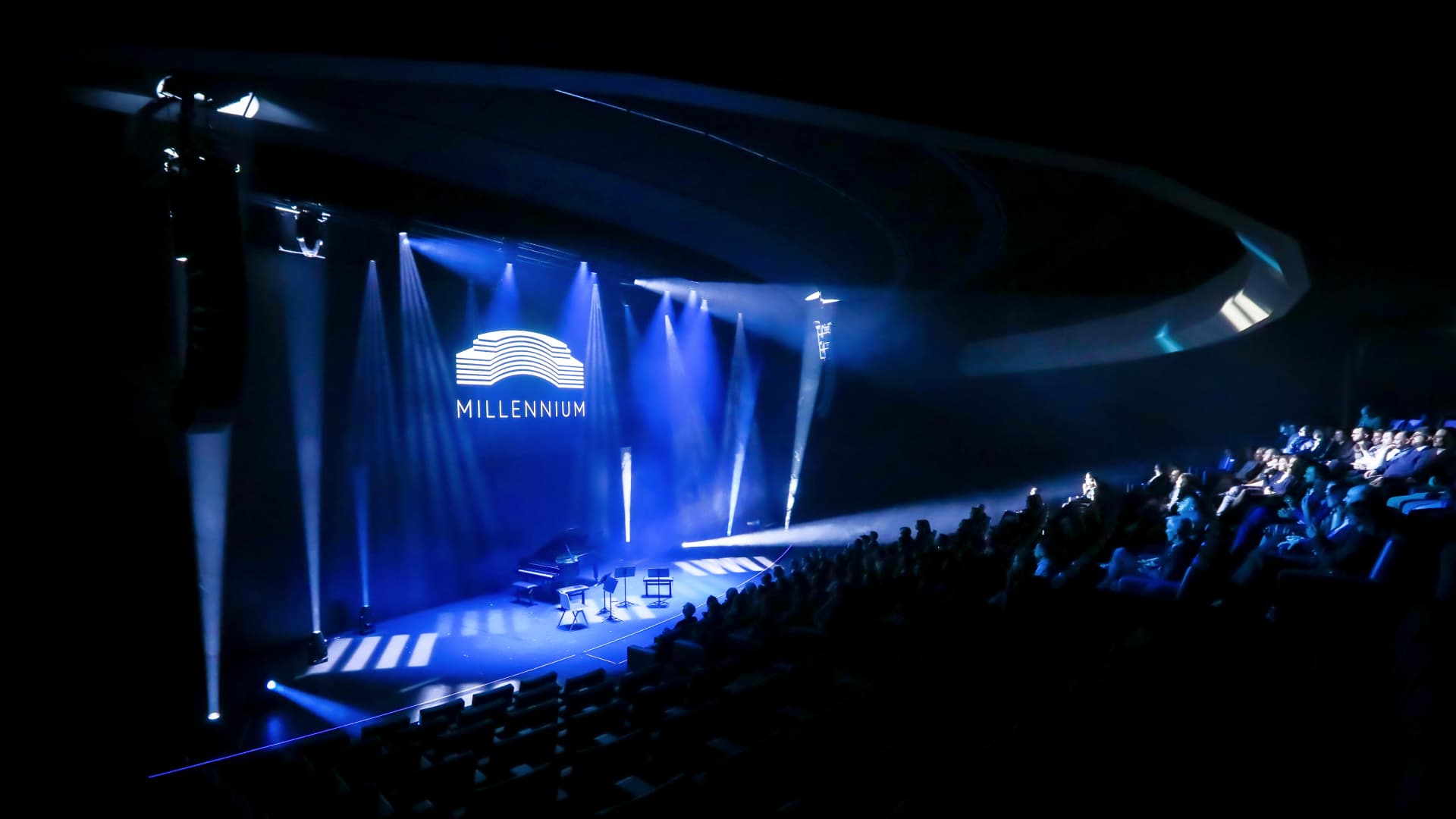 Millennium | Program La Scène | Tickets